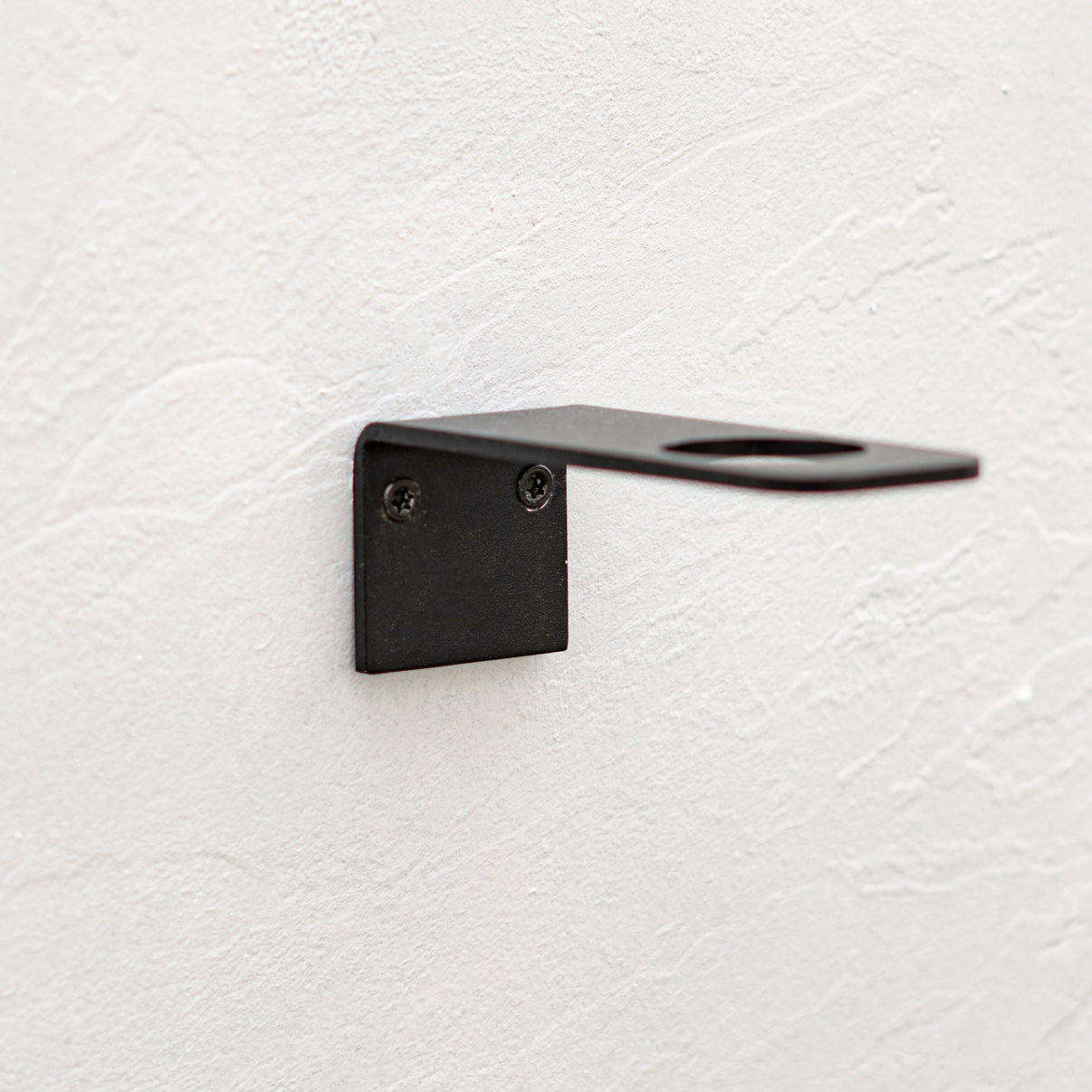 RINA - Halterung für Seifenspender | TIOK – tiok-design.com