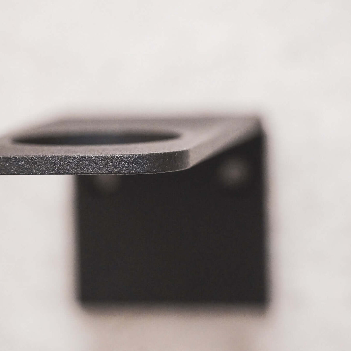 RINA - Halterung für Seifenspender | TIOK – tiok-design.com